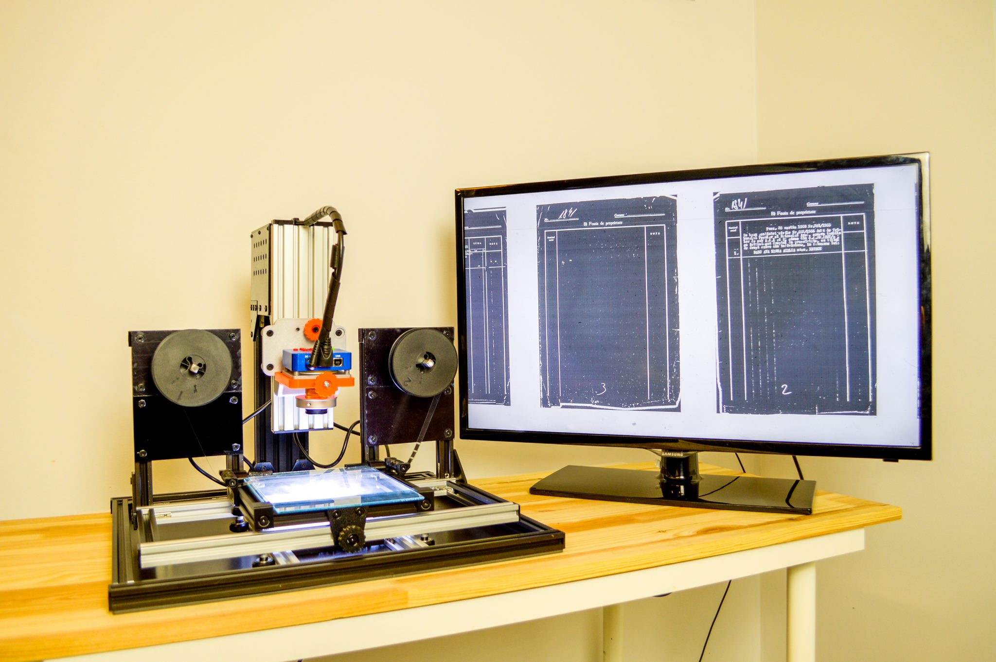 Klip View - A fully digital Microfilm Reader